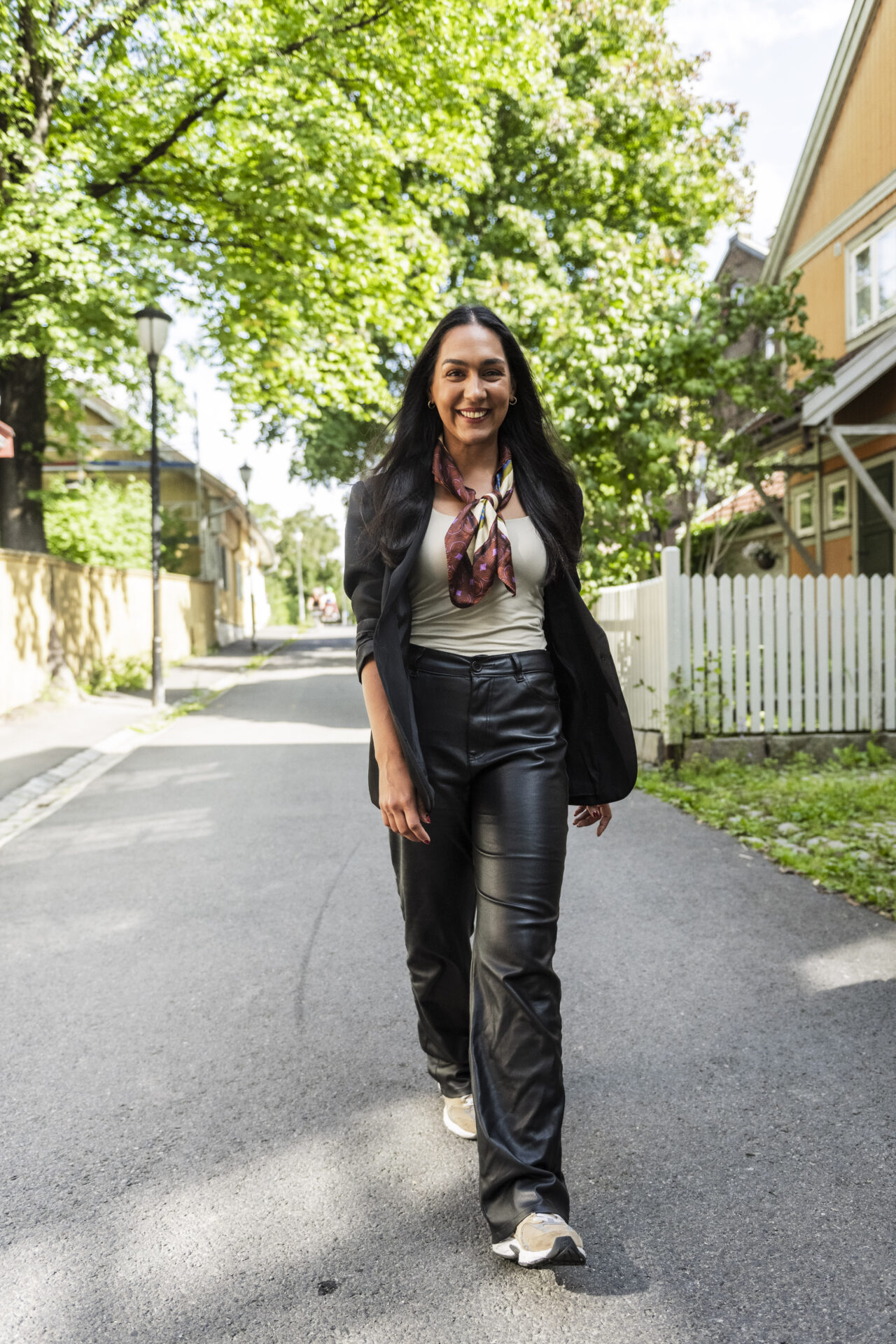 Bahare Viken - Plan B